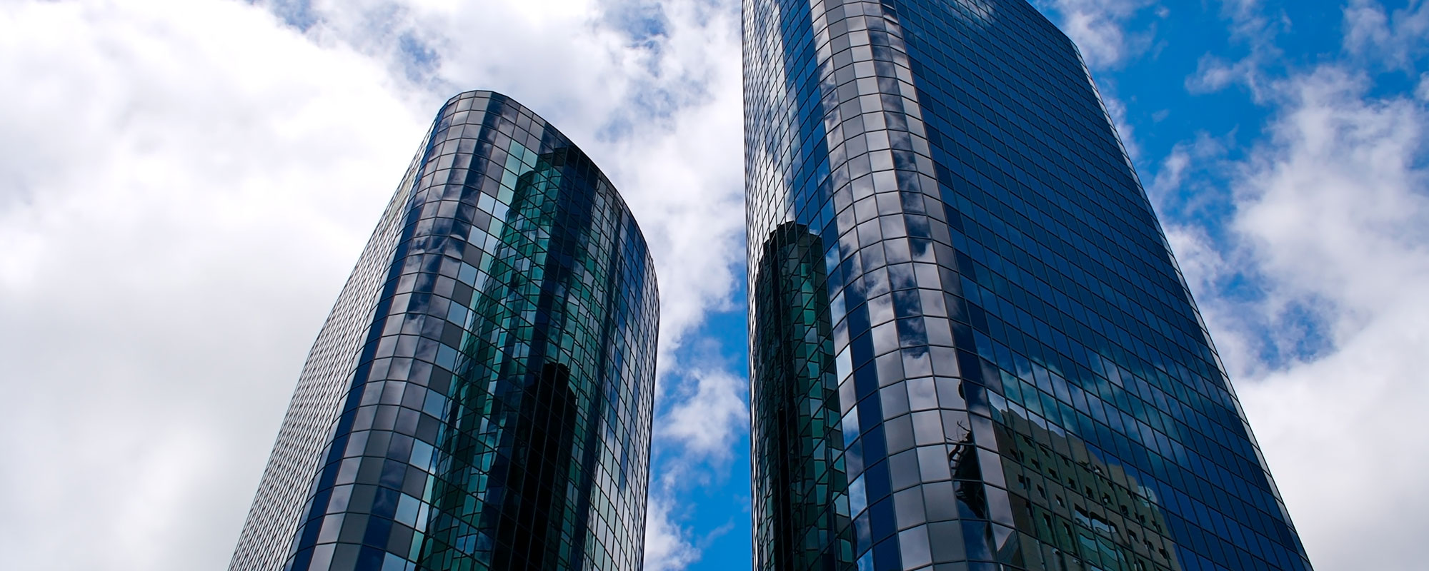 Discover our range of adhesive window films : Natural 80 XC